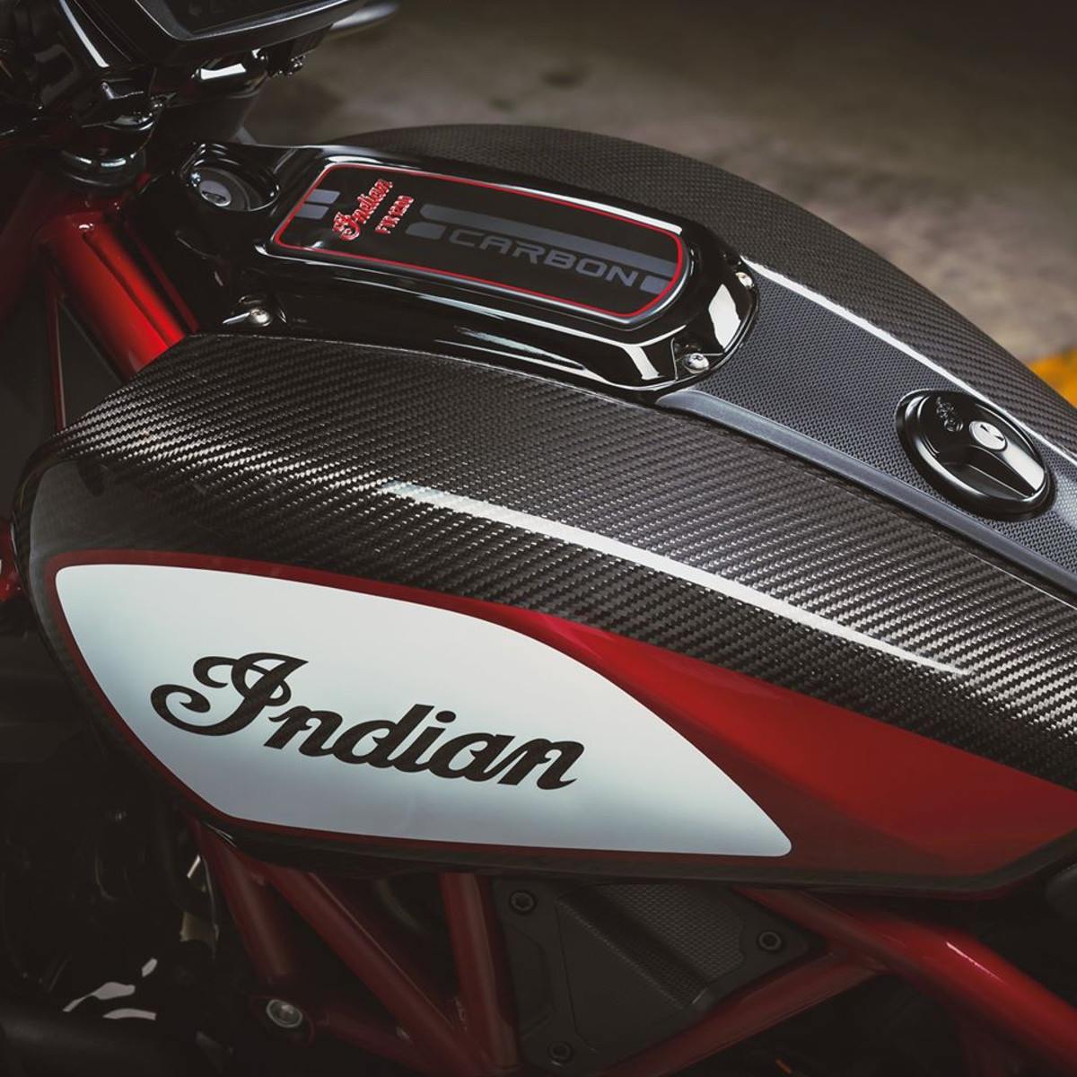 Dilihat Saja Ganteng, Apalagi Dinaikin...Indian FTR Carbon Versi 2020 ...
